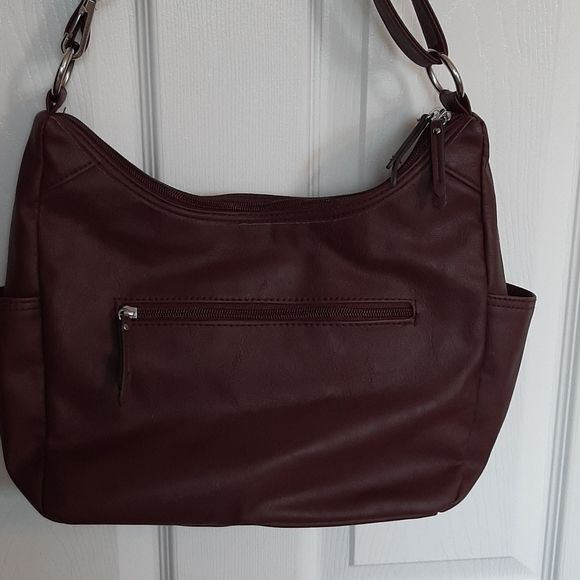 Rossetti | Bags | Rosetti Faux Leather Maroon Multi Pocket Purse Euc ...